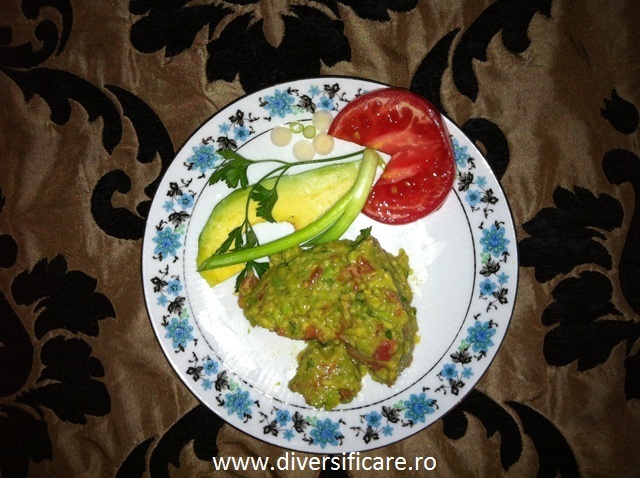 Rețetă Pate de avocado cu gălbenuș - Diversificare.ro